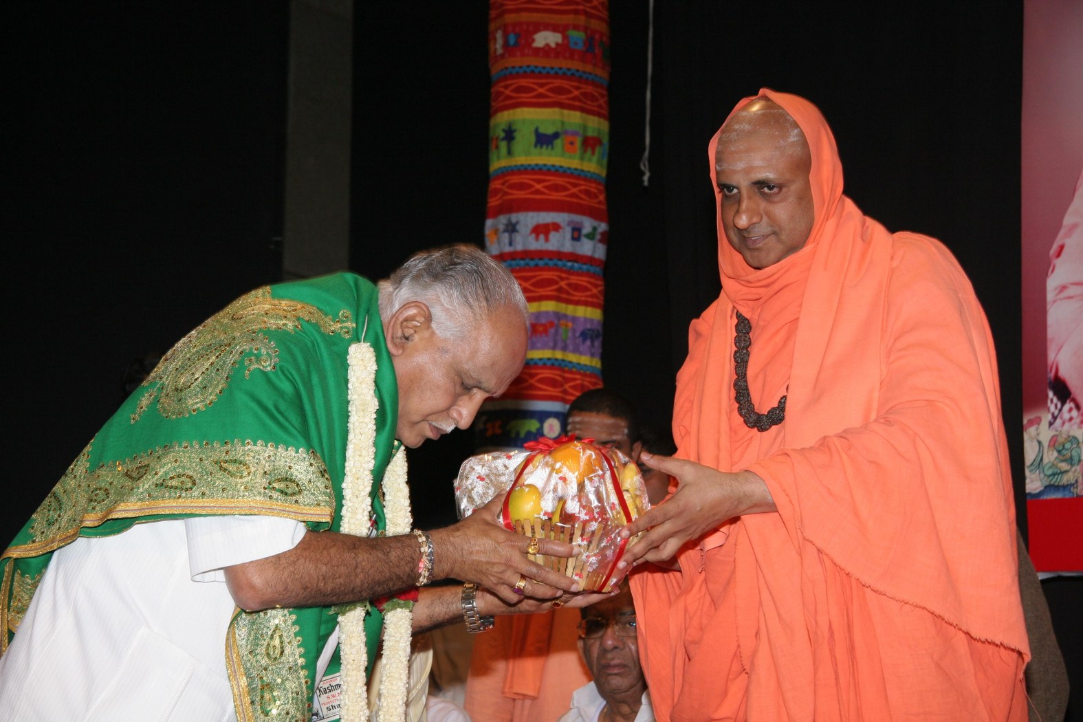 Prominent Personalities visited Suttur Math – JSS Mahavidyapeetha