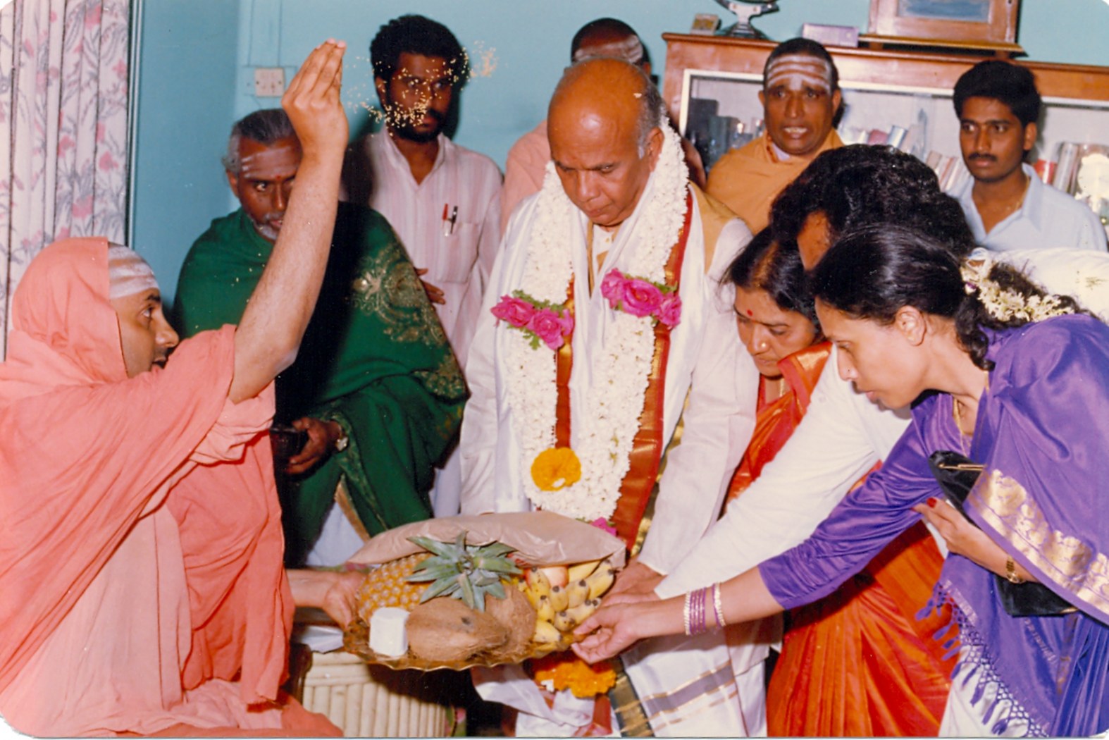 Prominent Personalities visited Suttur Math – JSS Mahavidyapeetha