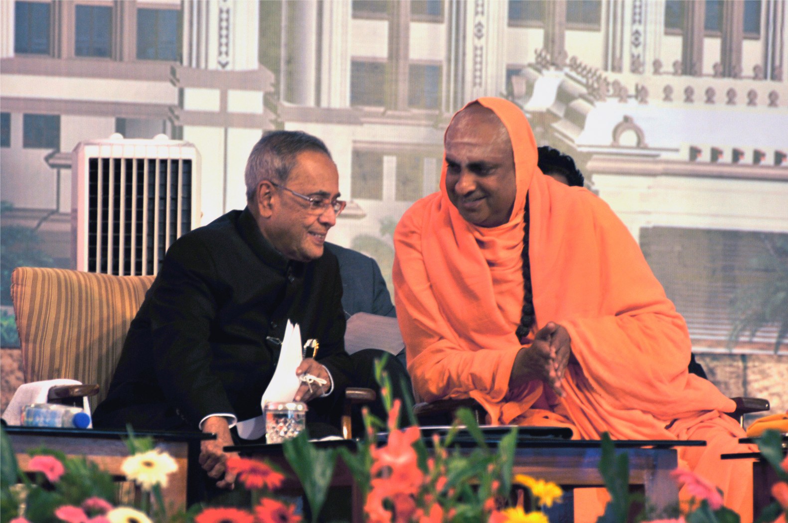 Prominent Personalities visited Suttur Math – JSS Mahavidyapeetha