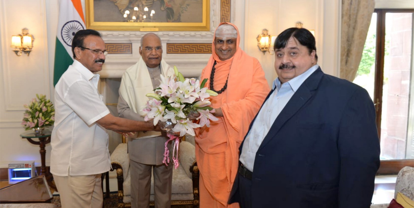 Prominent Personalities visited Suttur Math – JSS Mahavidyapeetha