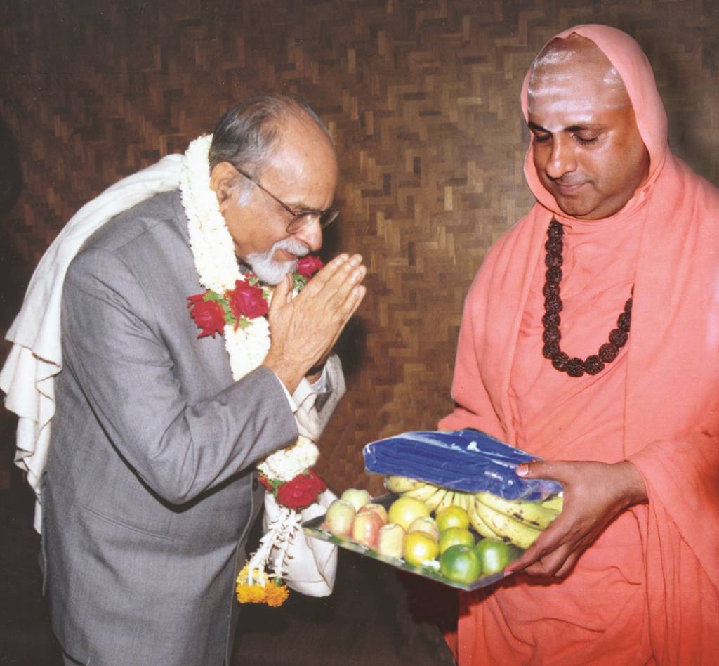 Prominent Personalities visited Suttur Math – JSS Mahavidyapeetha